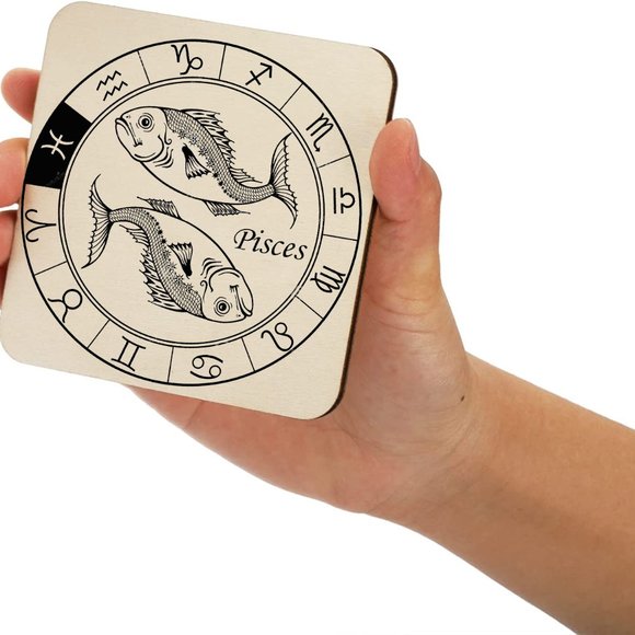 SOUVENIR | Art | Laser Engraving On Wood Souvenirs Pisces Sodiacal Sign ...
